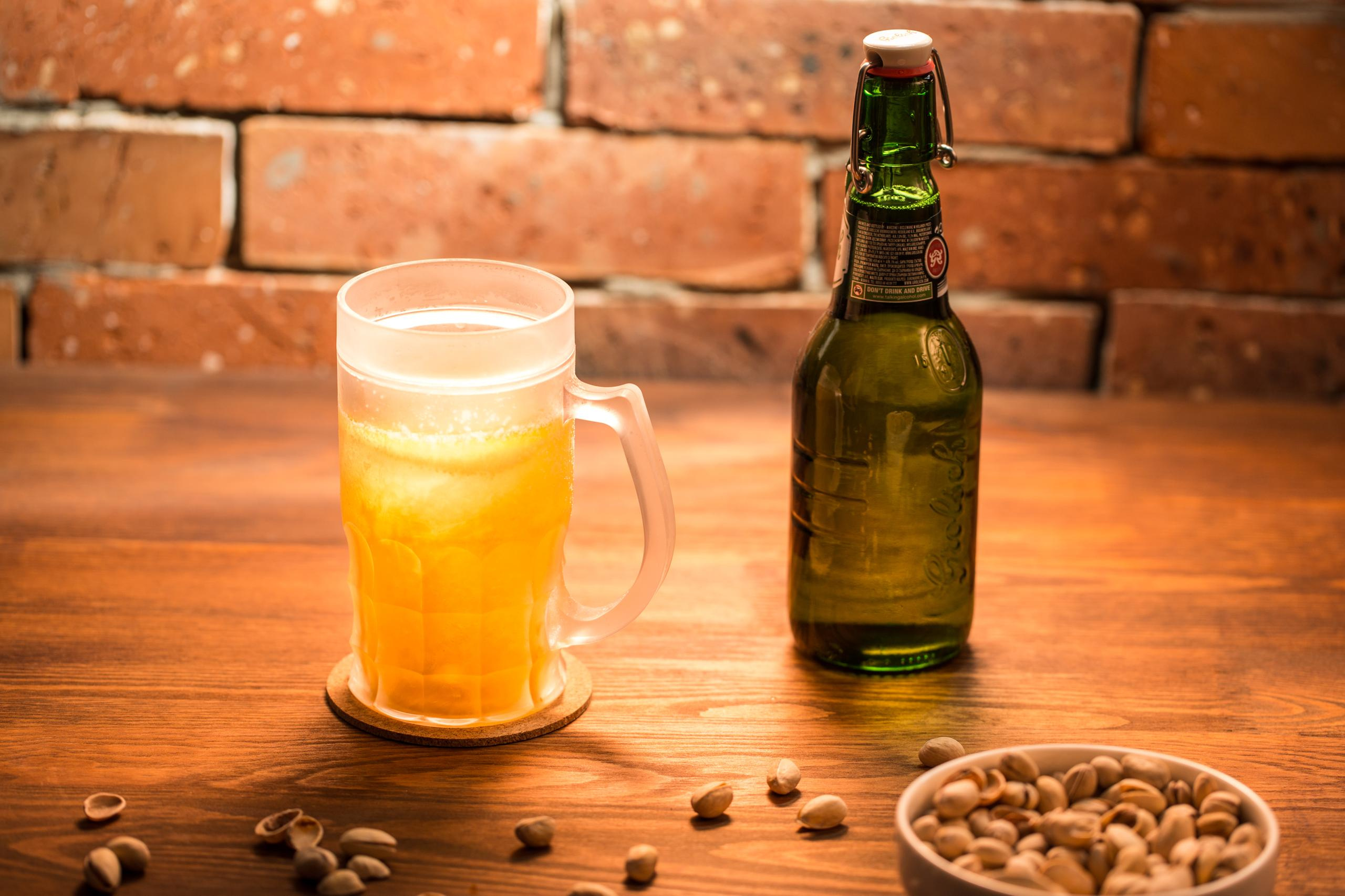 Ice beer mug CHILLER 400 ml - golden | Wine & Alco accessories Gadget ...